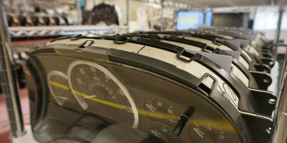 Should I DIY Repair My Instrument Cluster Or Buy A Replacement? - ISS Auto